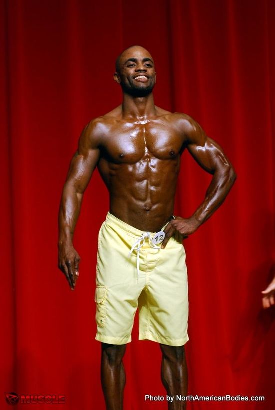 Man With Degenerative Disease Aims To Become Ifbb Pro Hassan Banks Is